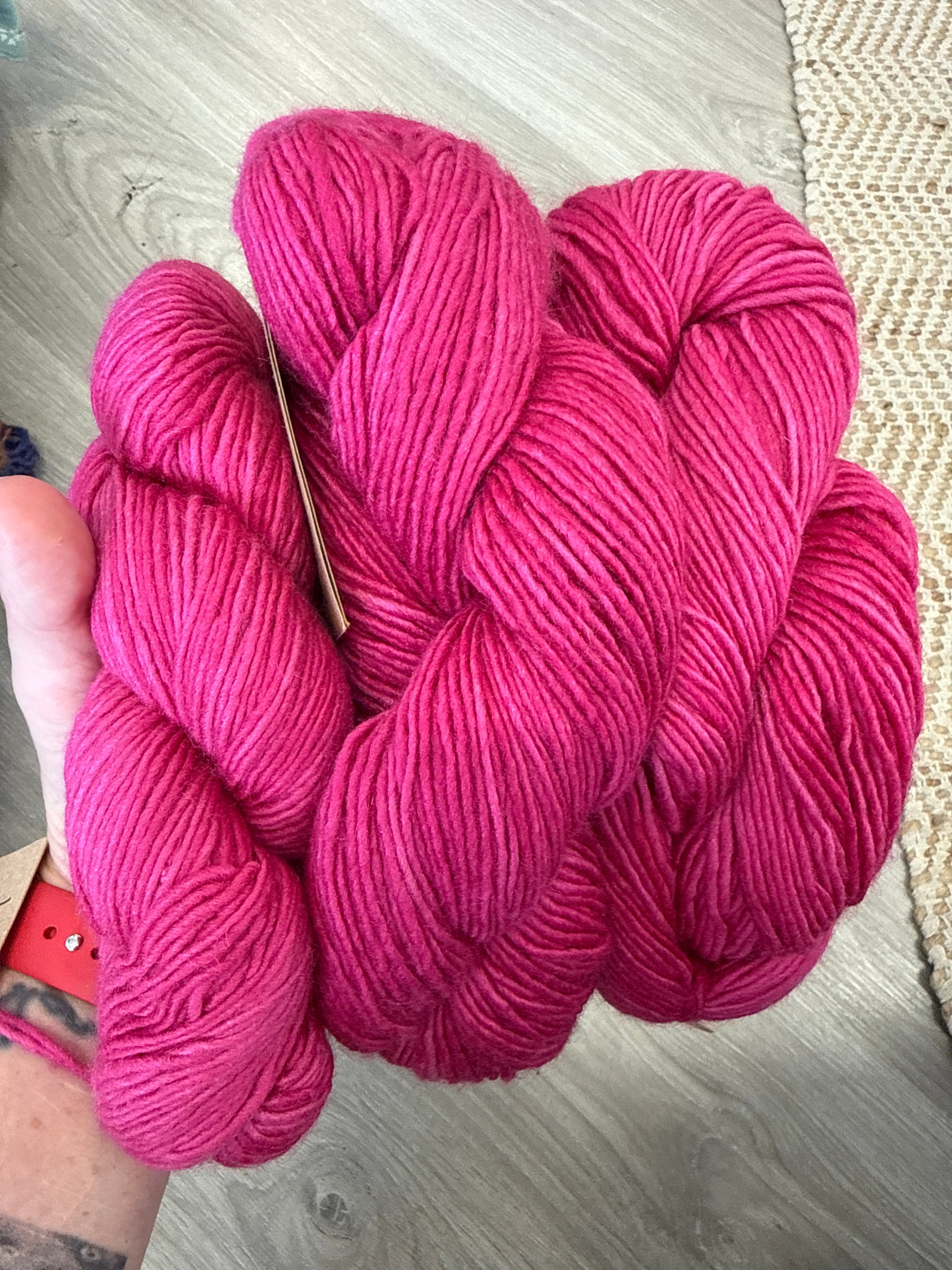 Re-Loved: Manos del Uruguay Silk Blend DK "Cactus" – Holland Road Yarn ...